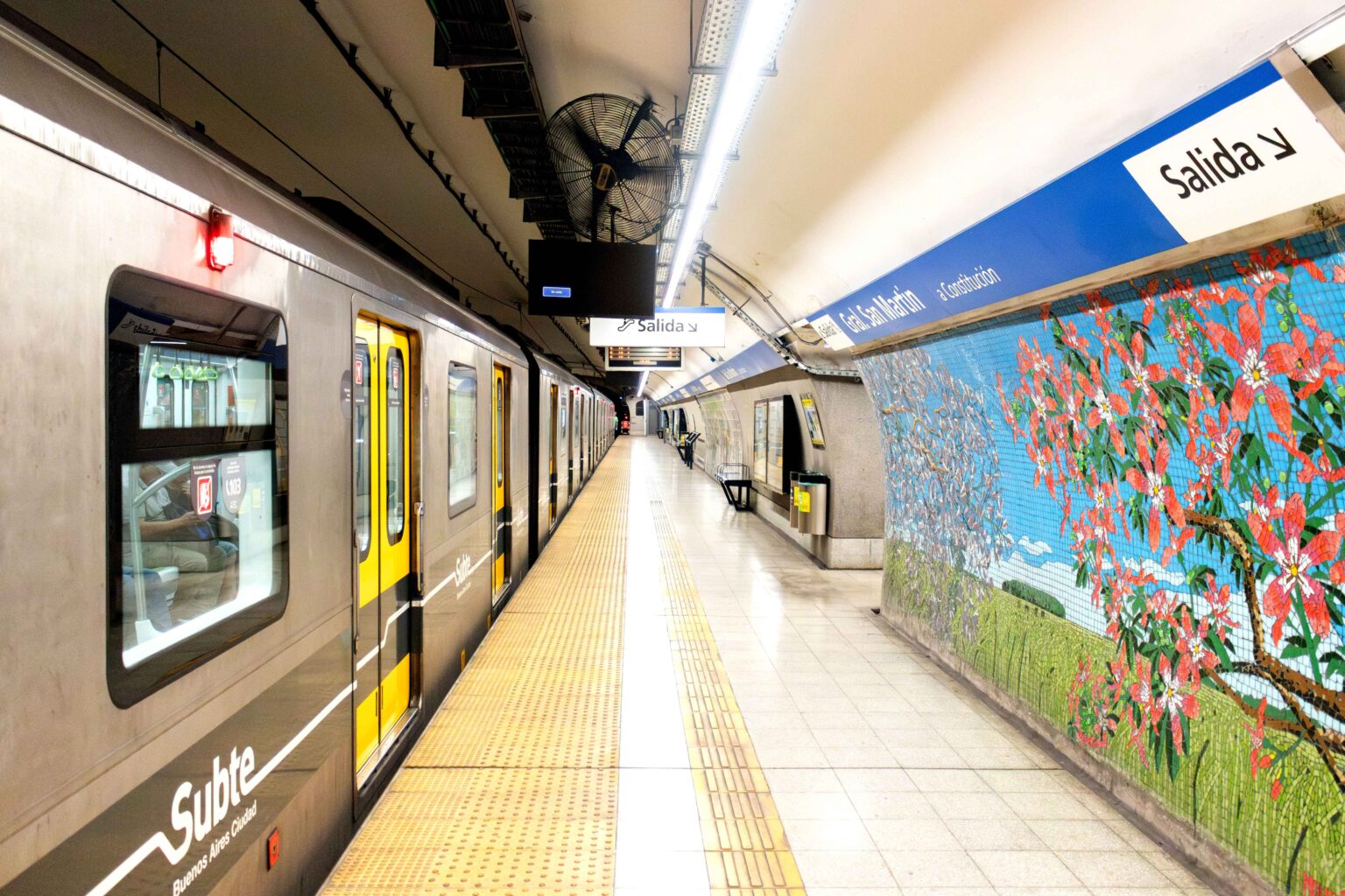 La Ciudad renueva su compromiso con el Subte: inversión histórica en ...